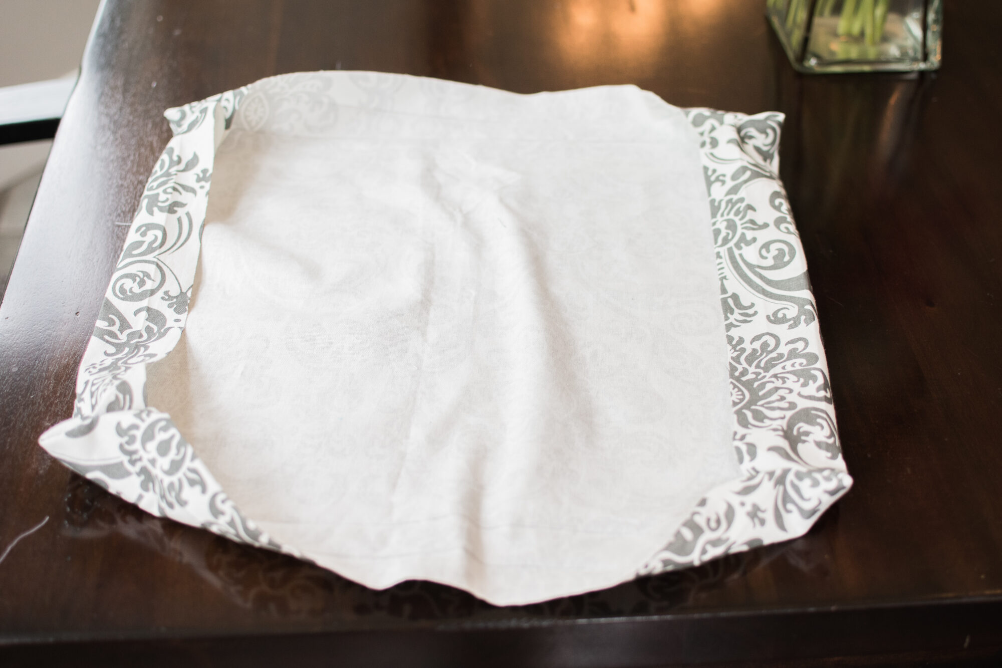 How To Sew Cloth Napkins With Mitered Corners | The Mama Guide